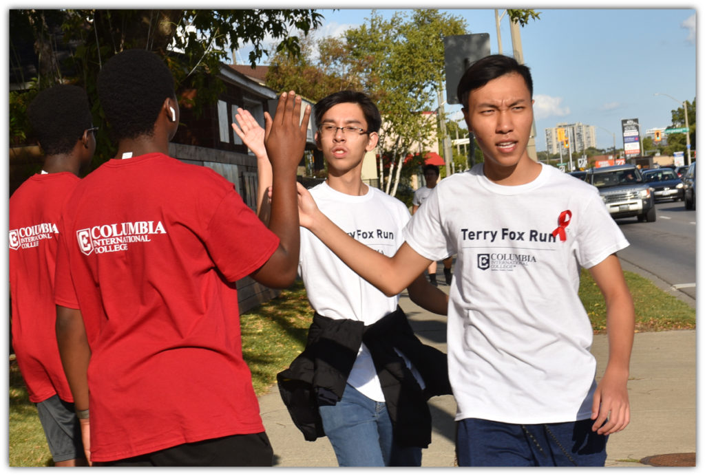 Students participate in the Terry Fox School Run – Columbia ...