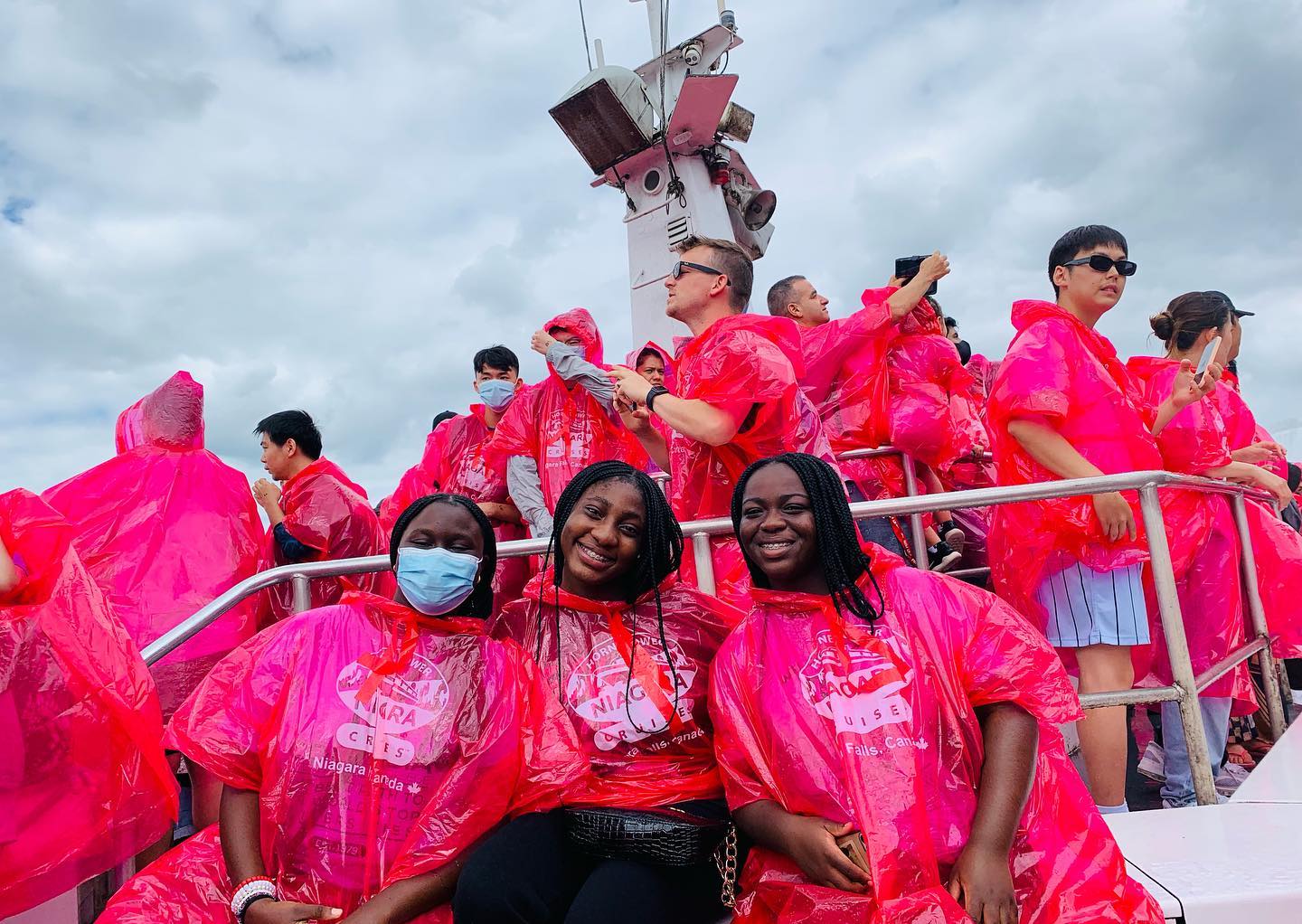 Trip of A Lifetime – Breathtaking Boat Ride into Niagara Falls – CIC